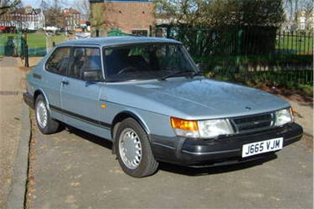 A Grand Monday: Saab 900 | | Honest John