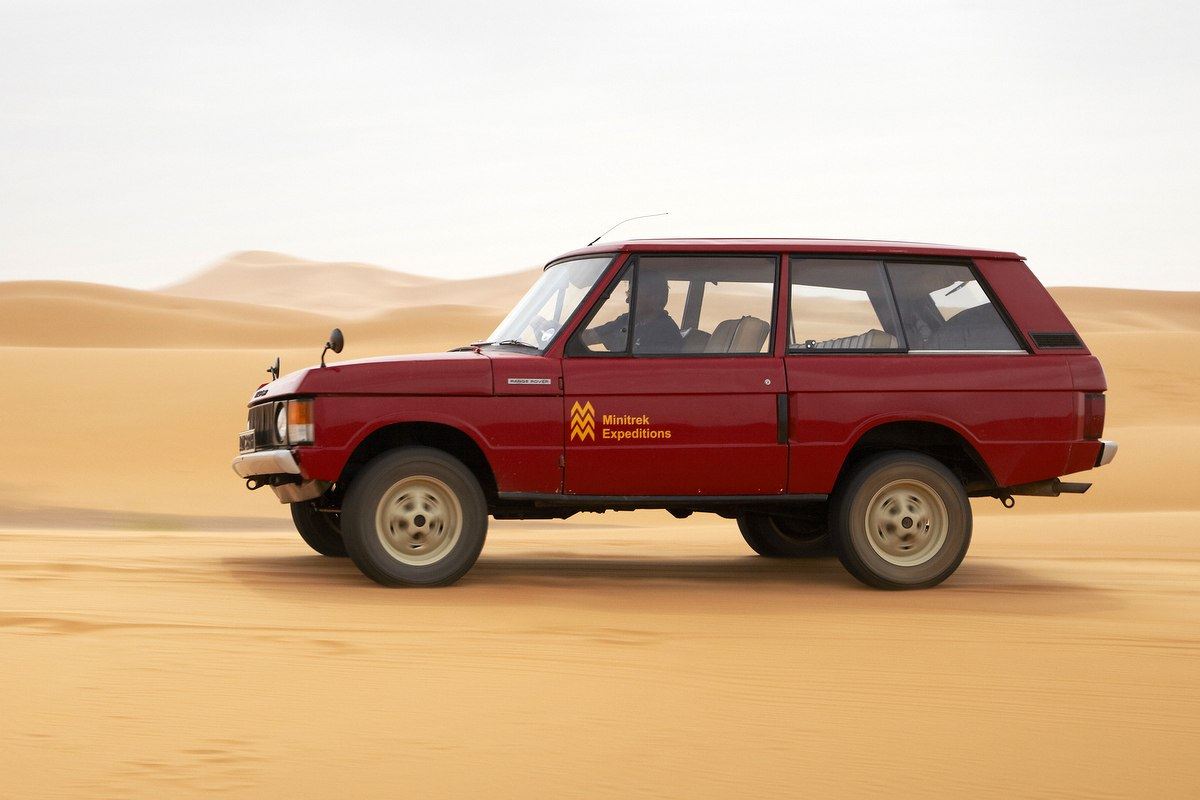 Dunsfold Collection revs up for Land Rover Show | | Honest John