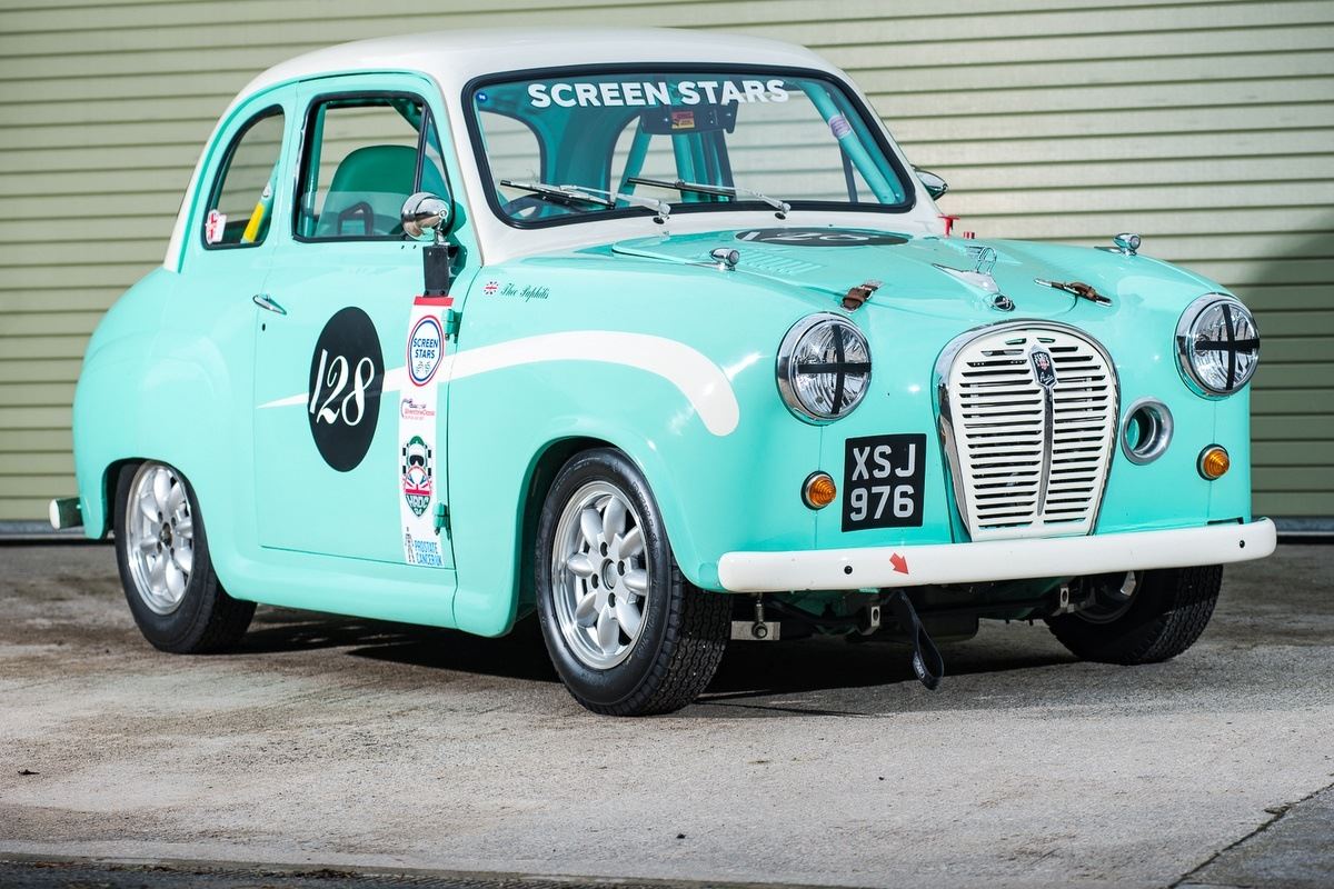 Former Dragons' Den star race car for sale | | Honest John