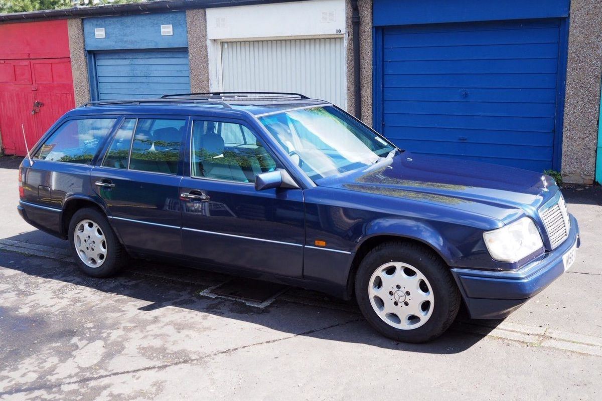 A Grand Monday: Mercedes-Benz 280TE | | Honest John