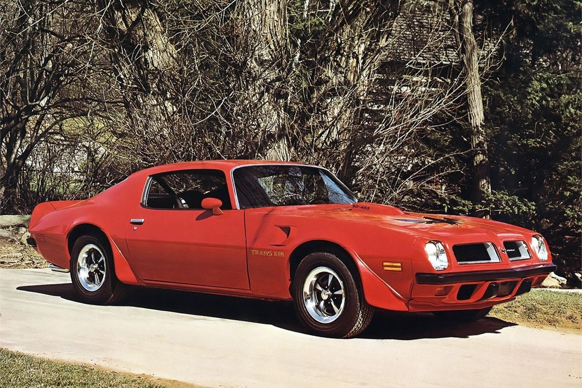 Pontiac Firebird/Trans Am - Classic Car Review | Honest John