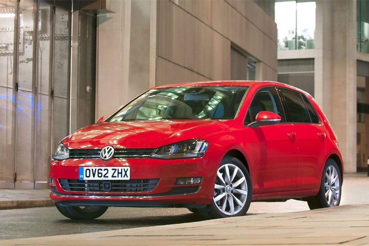 Volkswagen Golf voted 'Car of the Year' at Honest John Award 2014 ...