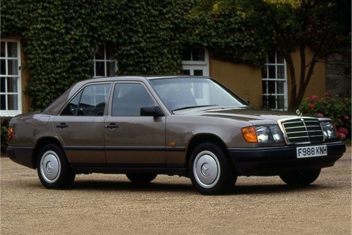 Mercedes-Benz W124 is Honest John's 'Classic Car of the Year' 2014 ...