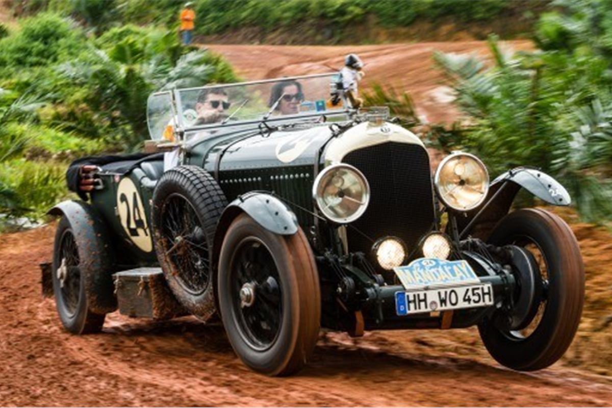 Classic adventurers tackle 8500km endurance rally | | Honest John