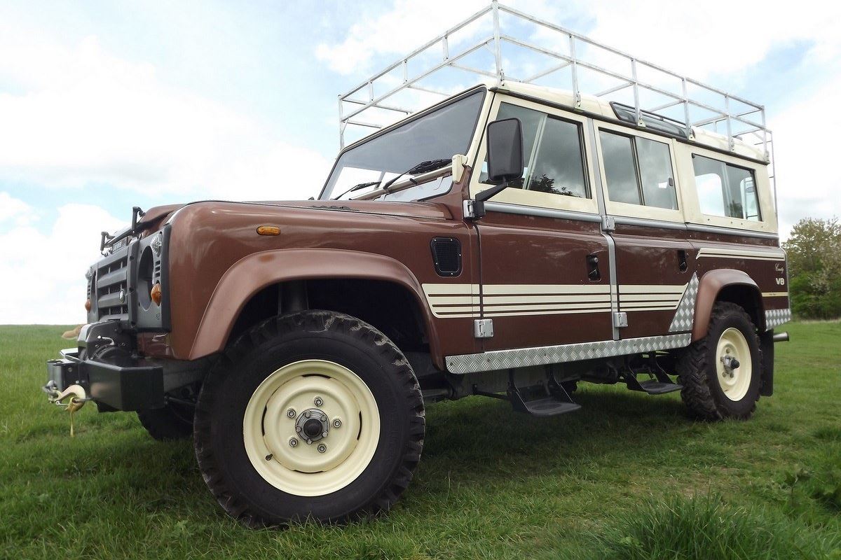 Land Rover 110 V8 Country Station Wagon for CarFest auction | | Honest John