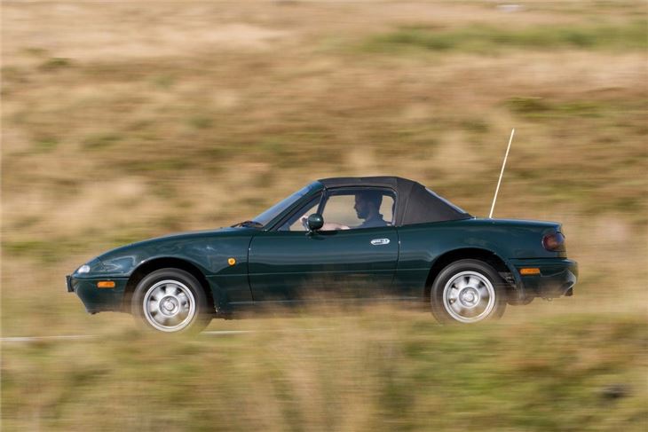 Mazda MX-5 Mk1 - Classic Car Review | Honest John