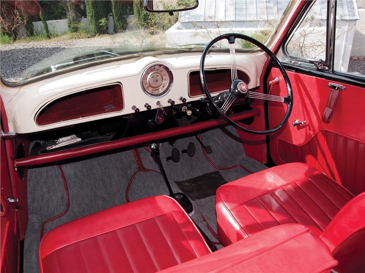 Morris Minor - Classic Car Review | Honest John