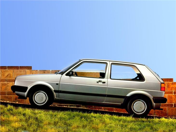 Volkswagen Golf Mk2 - Classic Car Review | Honest John