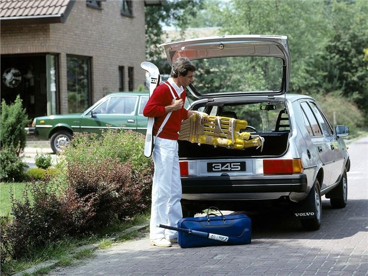 Volvo 300-Series - Classic Car Review | Honest John