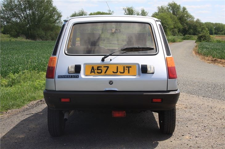 Renault 5 - Classic Car Review | Honest John