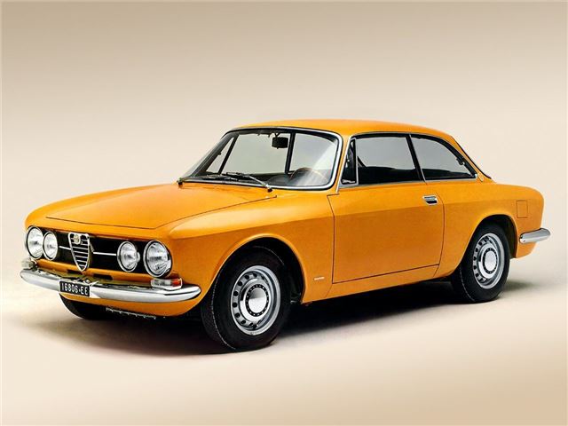 Alfa Romeo Giulia (Type 105) - Classic Car Review | Honest John